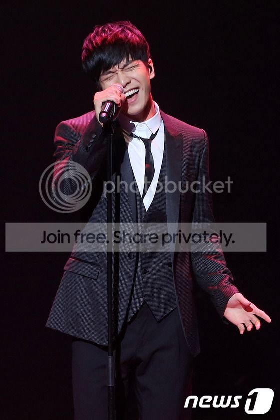 Lee Sun Hee 15th Album Showcase – Lee Seung Gi [Photos] | LSGfan ~ Lee ...